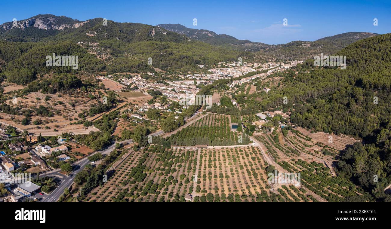 Aerial view of the valley Stock Photo - Alamy