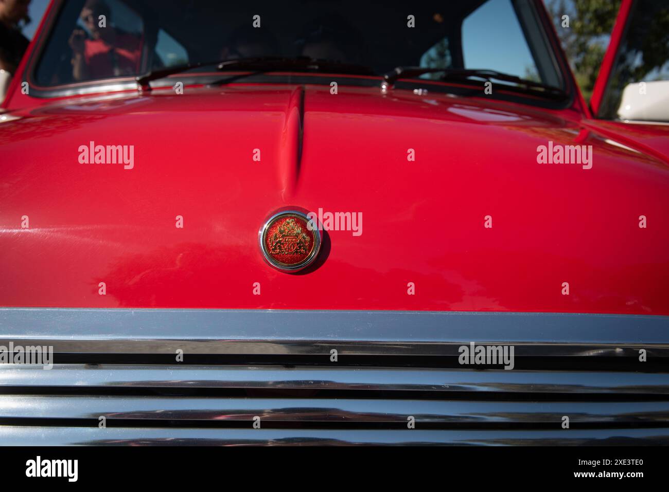 Classic mini logo hi-res stock photography and images - Alamy