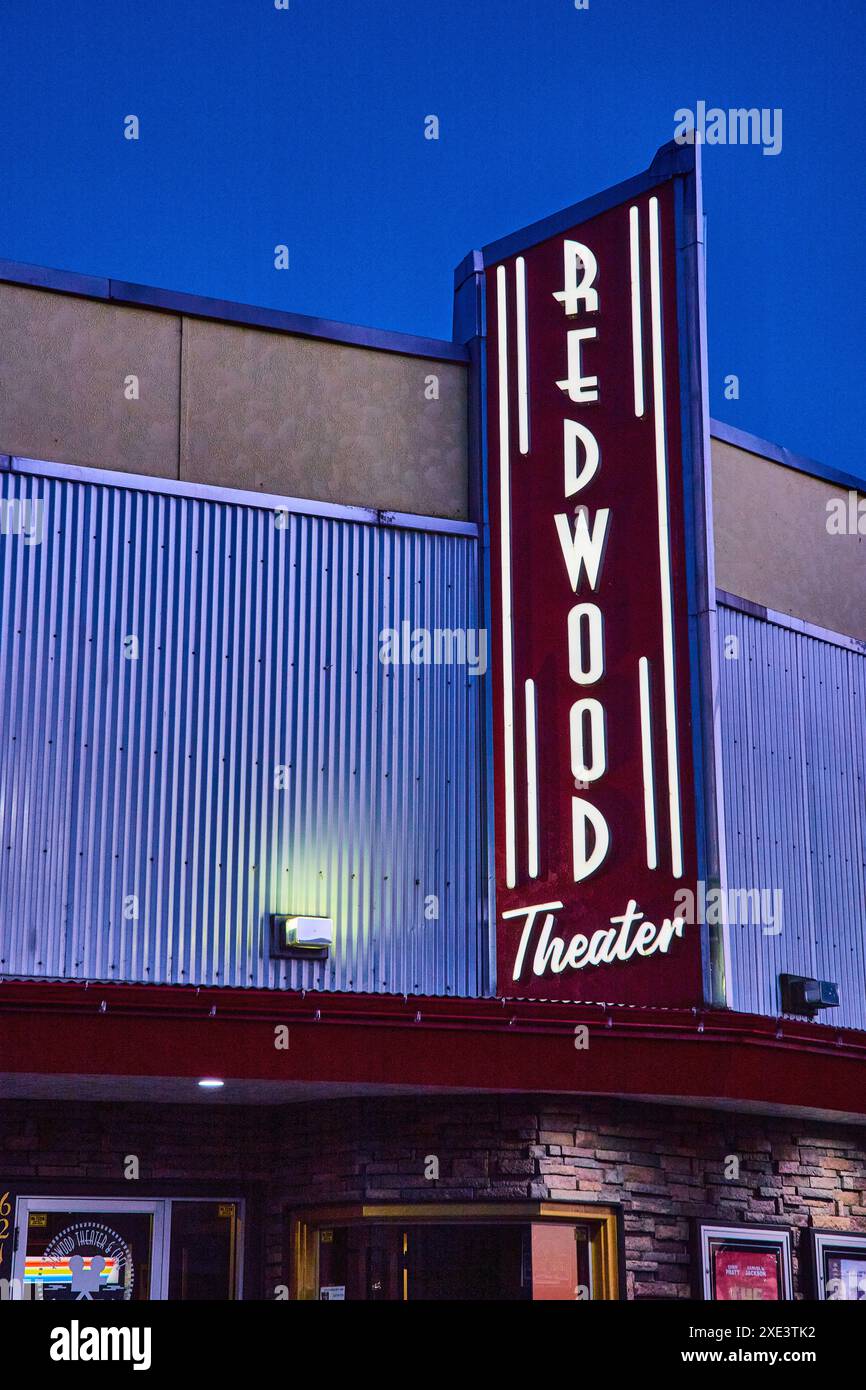 Redwood theater hi-res stock photography and images - Alamy