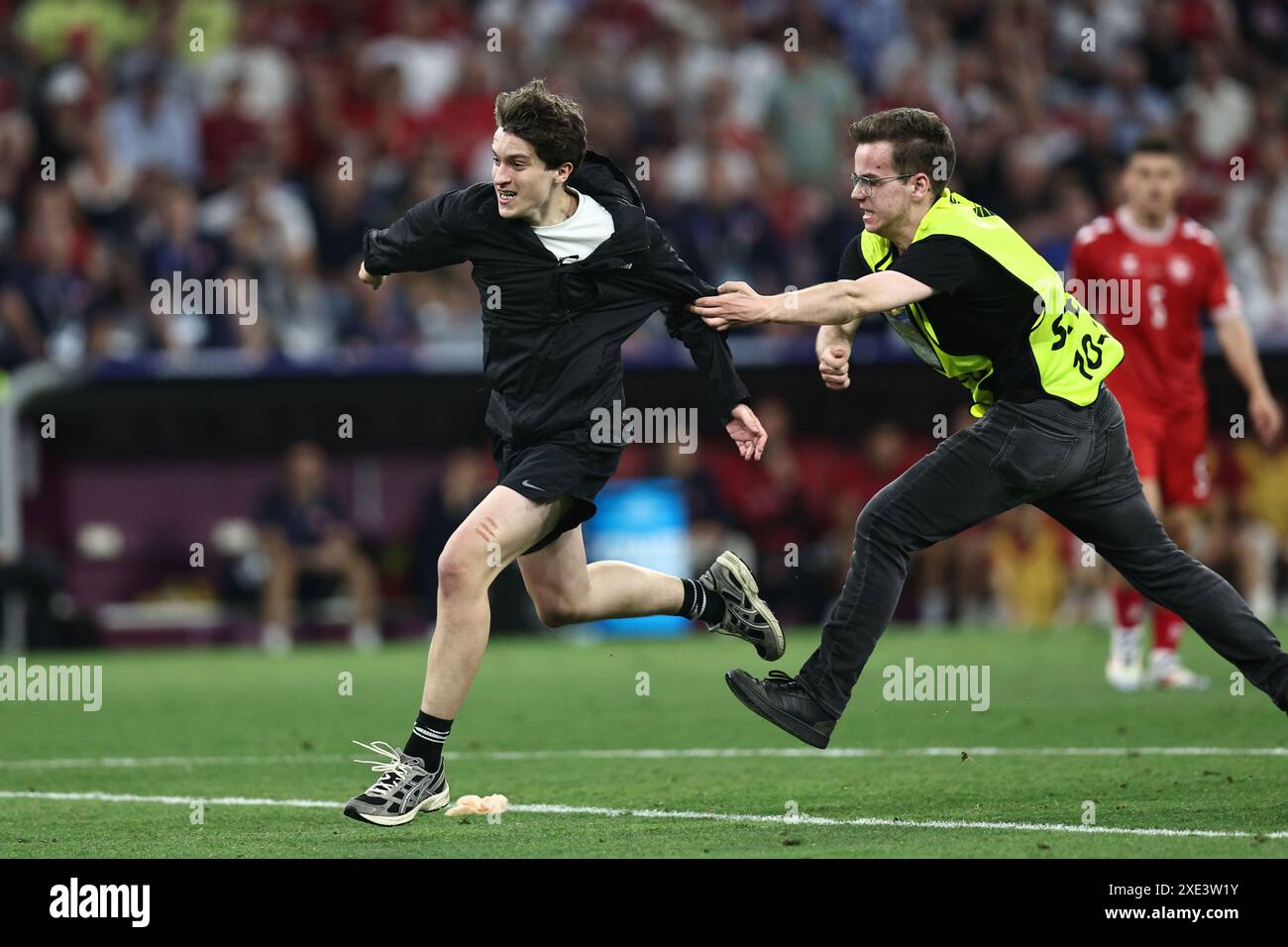 Pitch invasion football hi-res stock photography and images - Alamy
