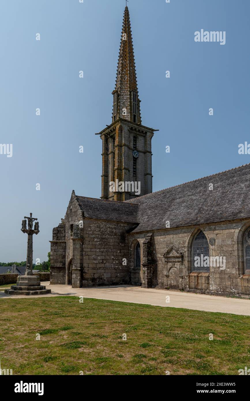 Enclosed parish in a village in Brittany Stock Photo - Alamy