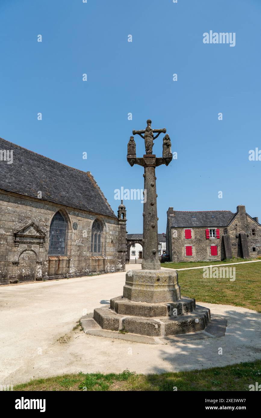 Enclosed parish in a village in Brittany Stock Photo - Alamy