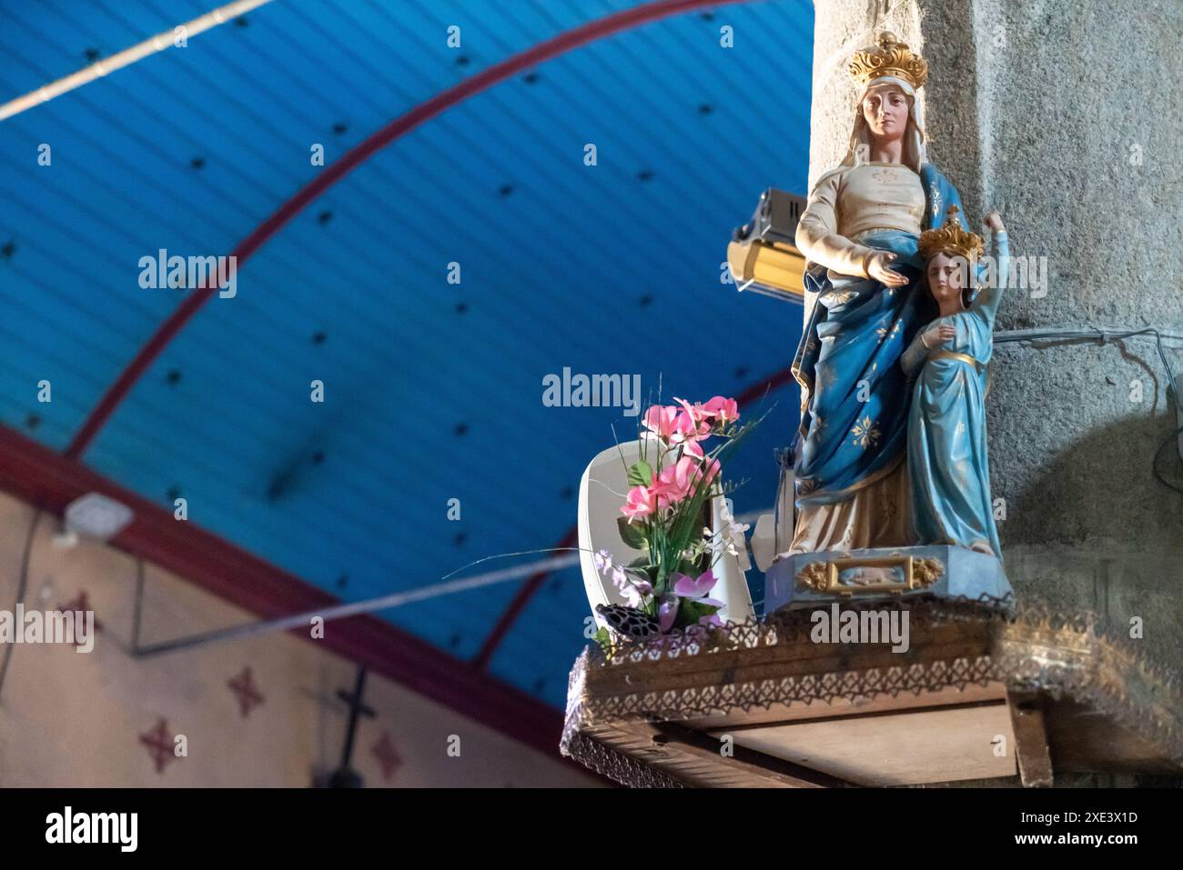 Enclosed parish in a village in Brittany Stock Photo - Alamy