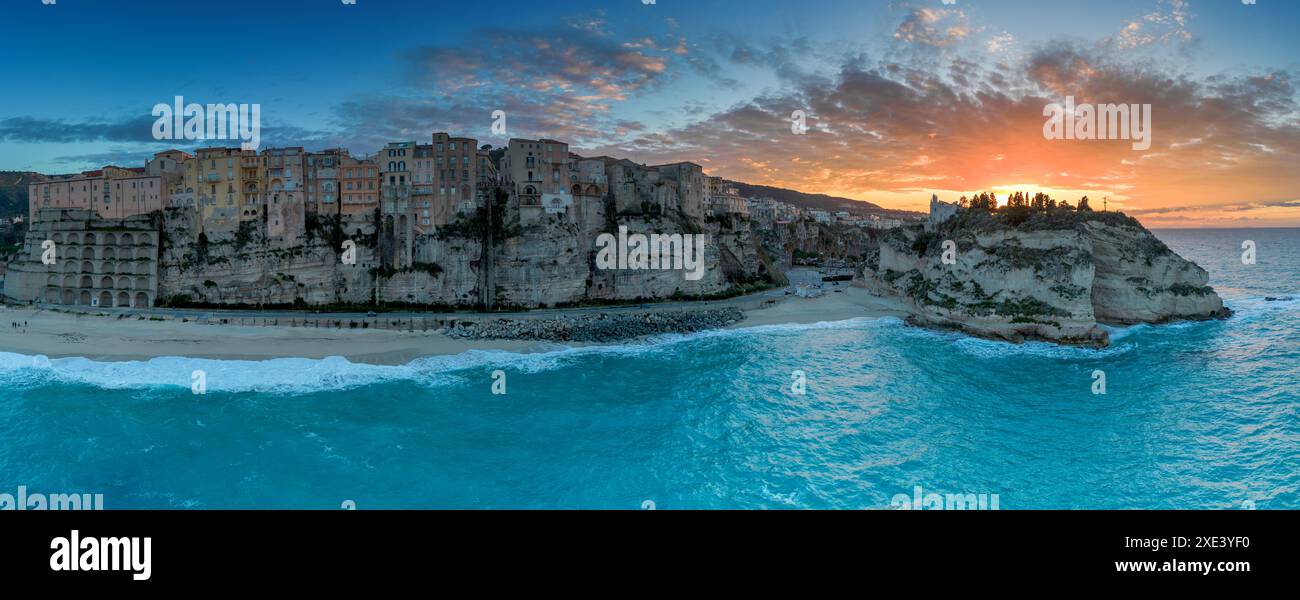 Spiaggia tropea hi-res stock photography and images - Alamy