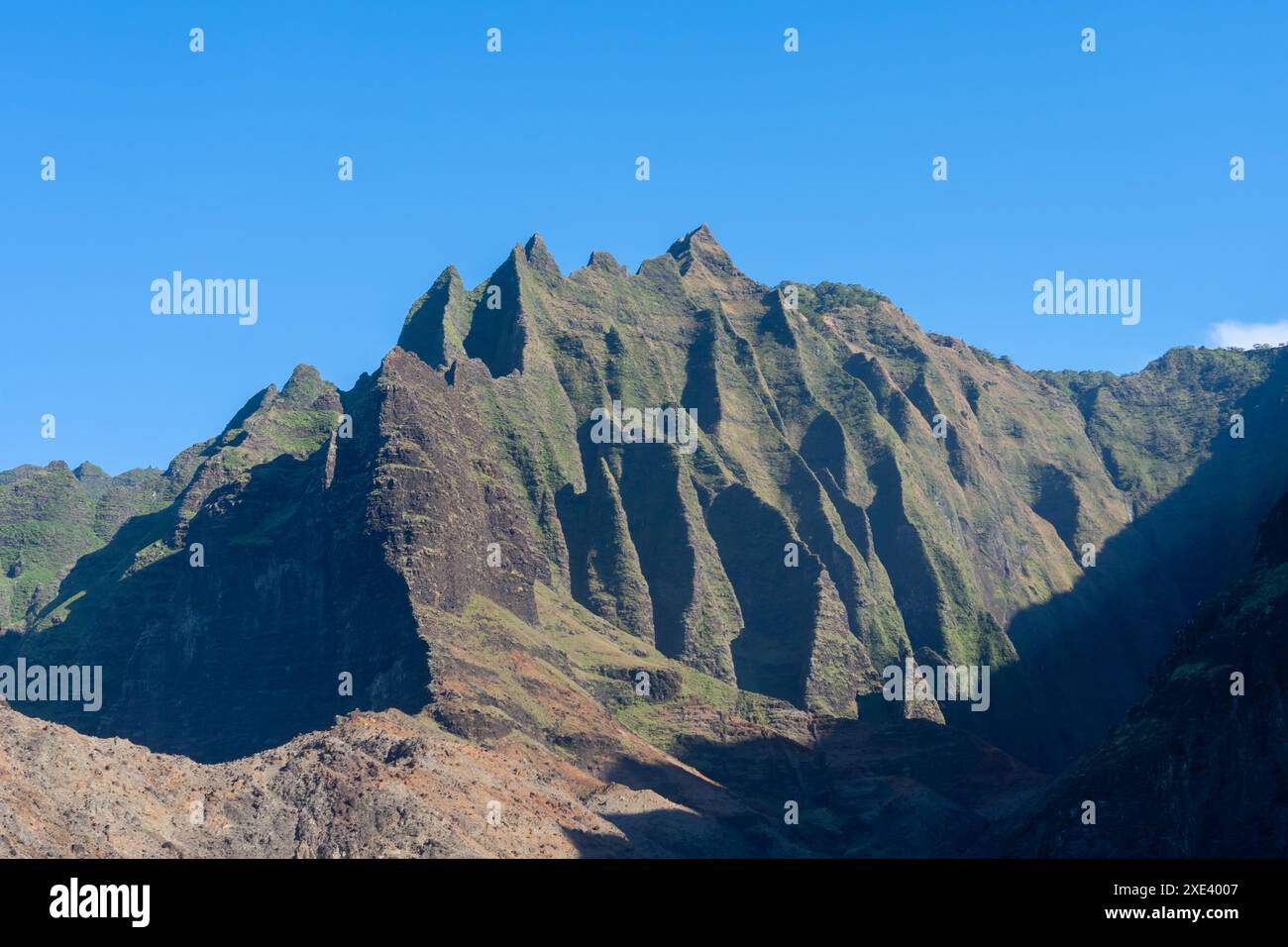 Napali coast state park boat hi-res stock photography and images - Alamy