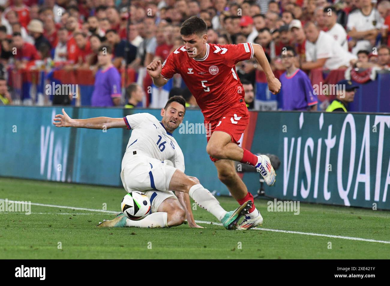 MUNICH, GERMANY - JUNE 25: Srdjan Mijailovic of Serbia and Joakim ...