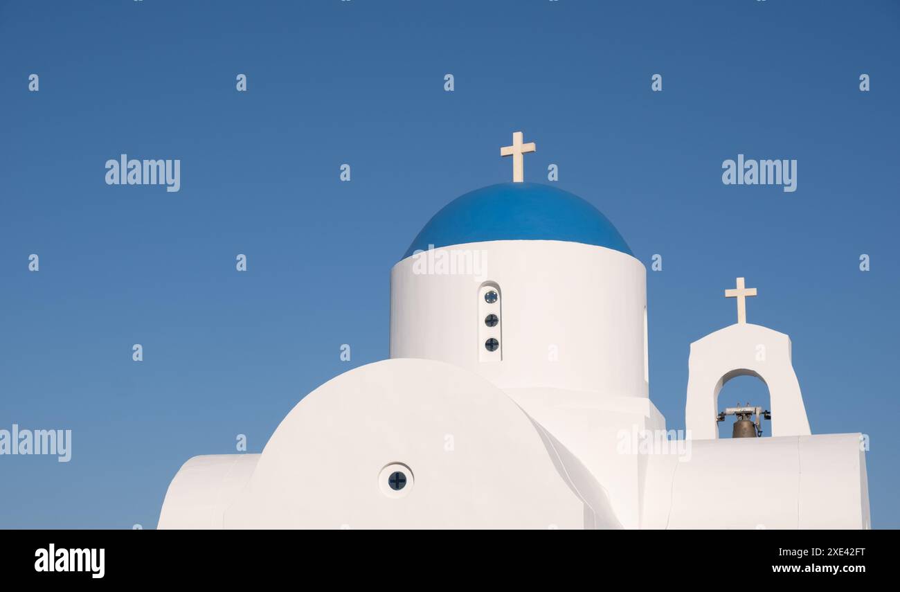 White dome traditional church hi-res stock photography and images - Alamy