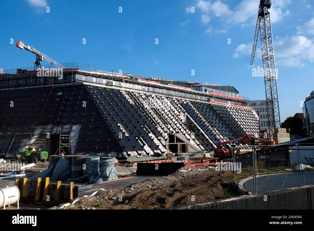2 construction phase hi-res stock photography and images - Alamy