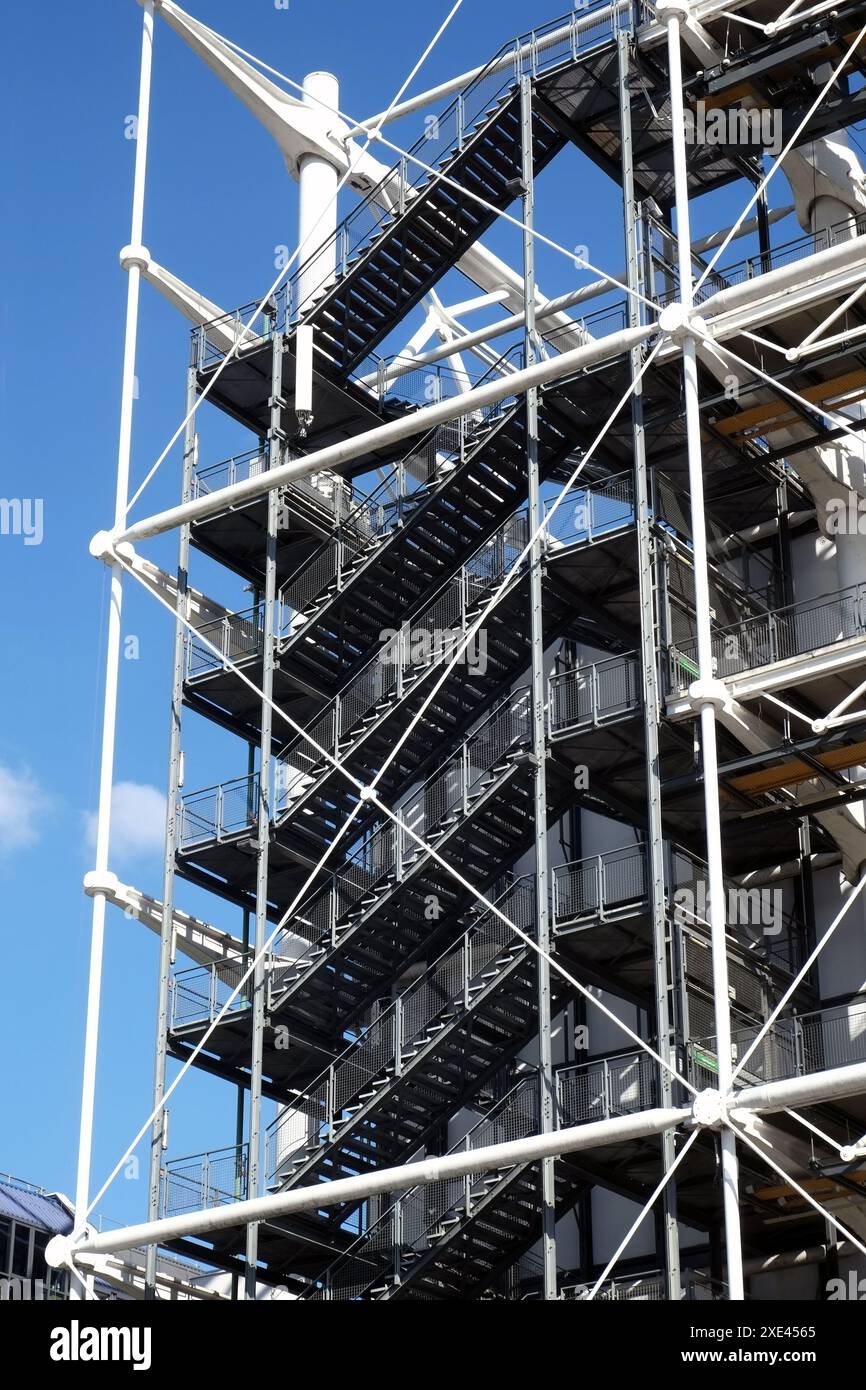 Scaffolding stairs hi-res stock photography and images - Alamy