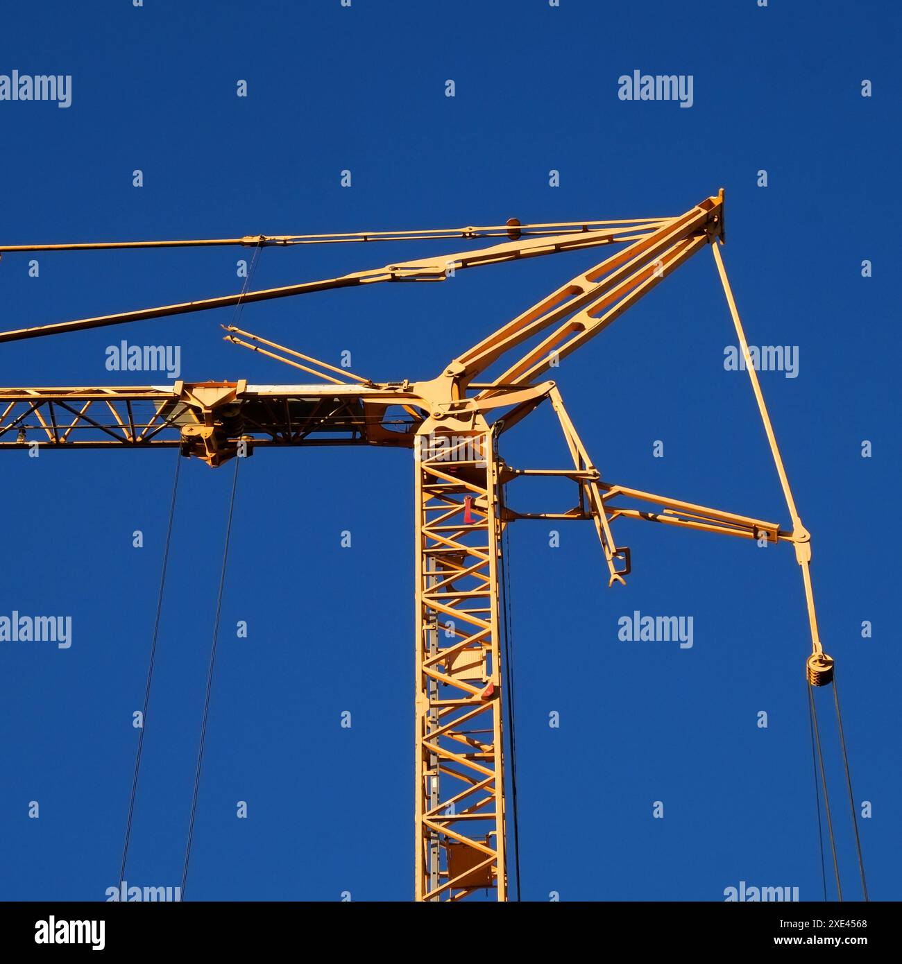 Symbolic crane hi-res stock photography and images - Alamy