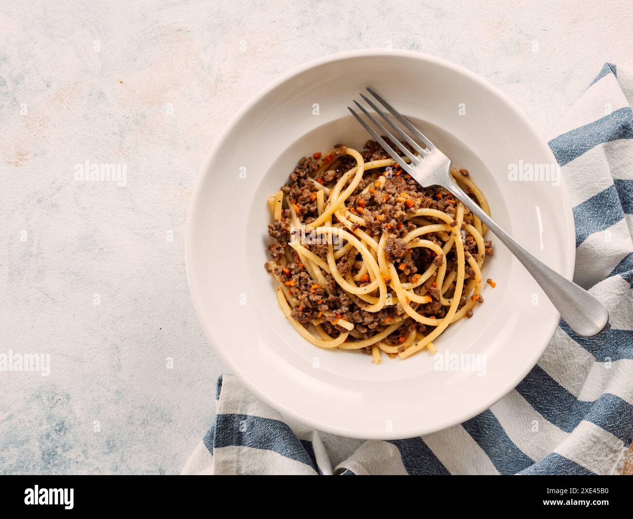 Spaghetti bolognese with minced meat or Makarony Po Flotski or Russian ...