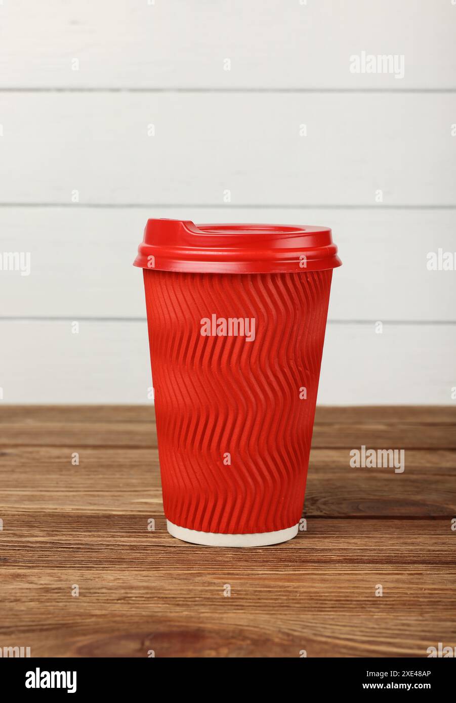Red cup over white hi-res stock photography and images - Alamy