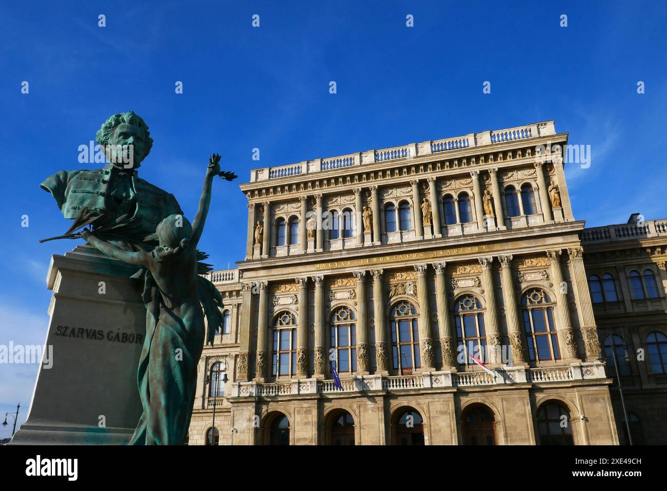 Statue of GÃ¡bor Szarvas Budapest V, SzÃ©chenyi IstvÃ¡n tÃ©r, Hungary ...
