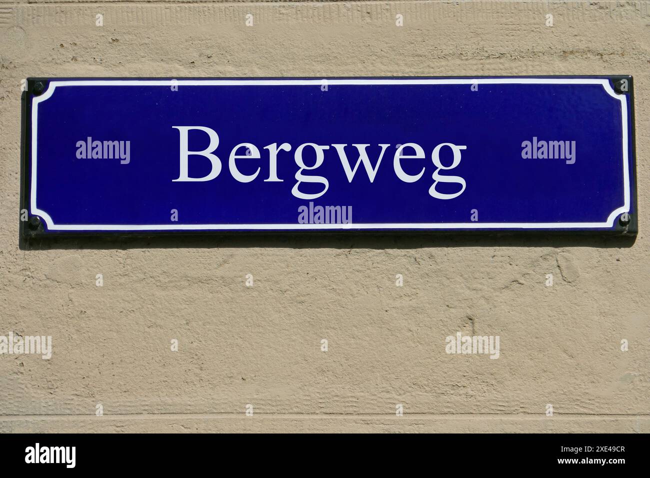 Enamel sign bergweg hi-res stock photography and images - Alamy