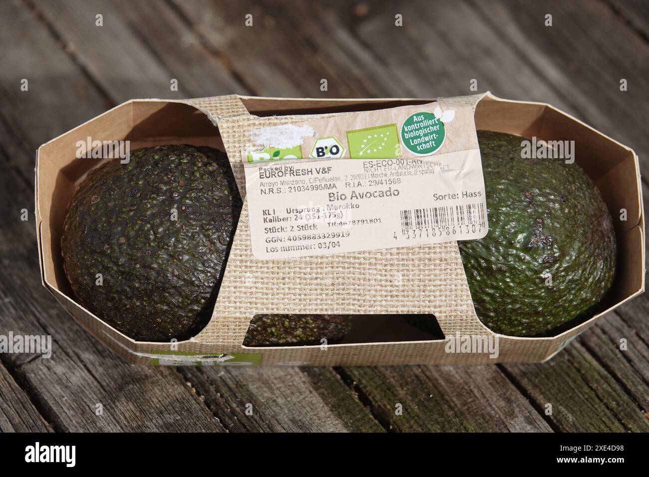 Persea americana seed hi-res stock photography and images - Alamy