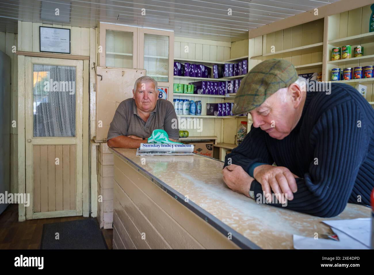 Older facades hi-res stock photography and images - Alamy