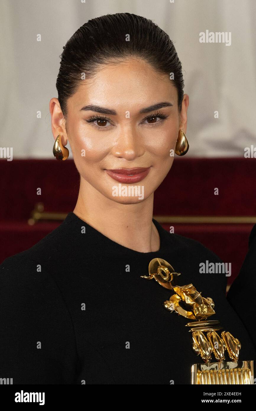 Pia Wurtzbach attends the Stephane Rolland Haute Couture Fall/Winter ... Pia Wurtzbach attends the Stephane Rolland Haute Couture Fall/Winter ...