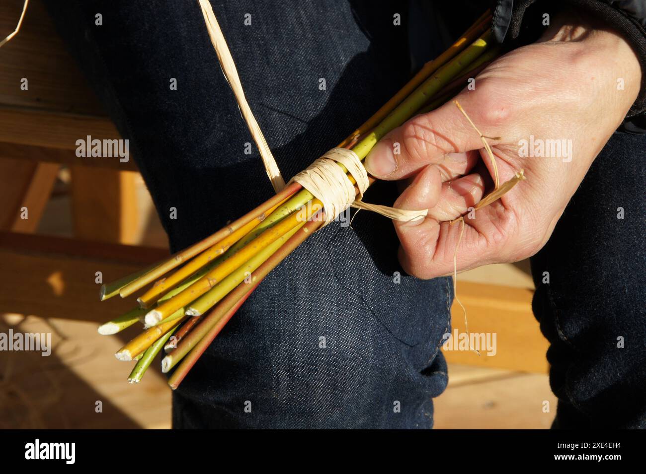 Raffia garden hi-res stock photography and images - Alamy