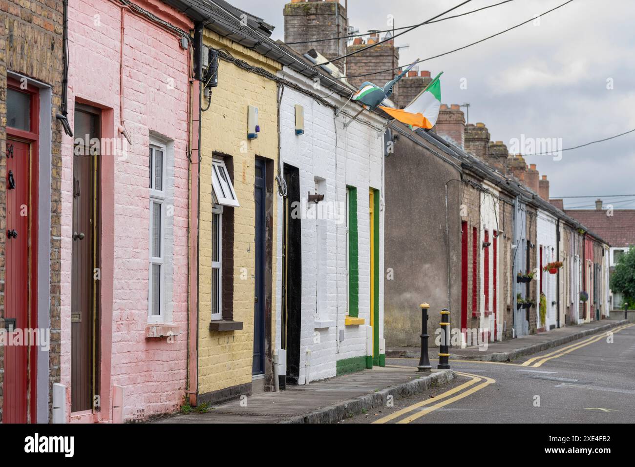 70s buildings hi-res stock photography and images - Alamy