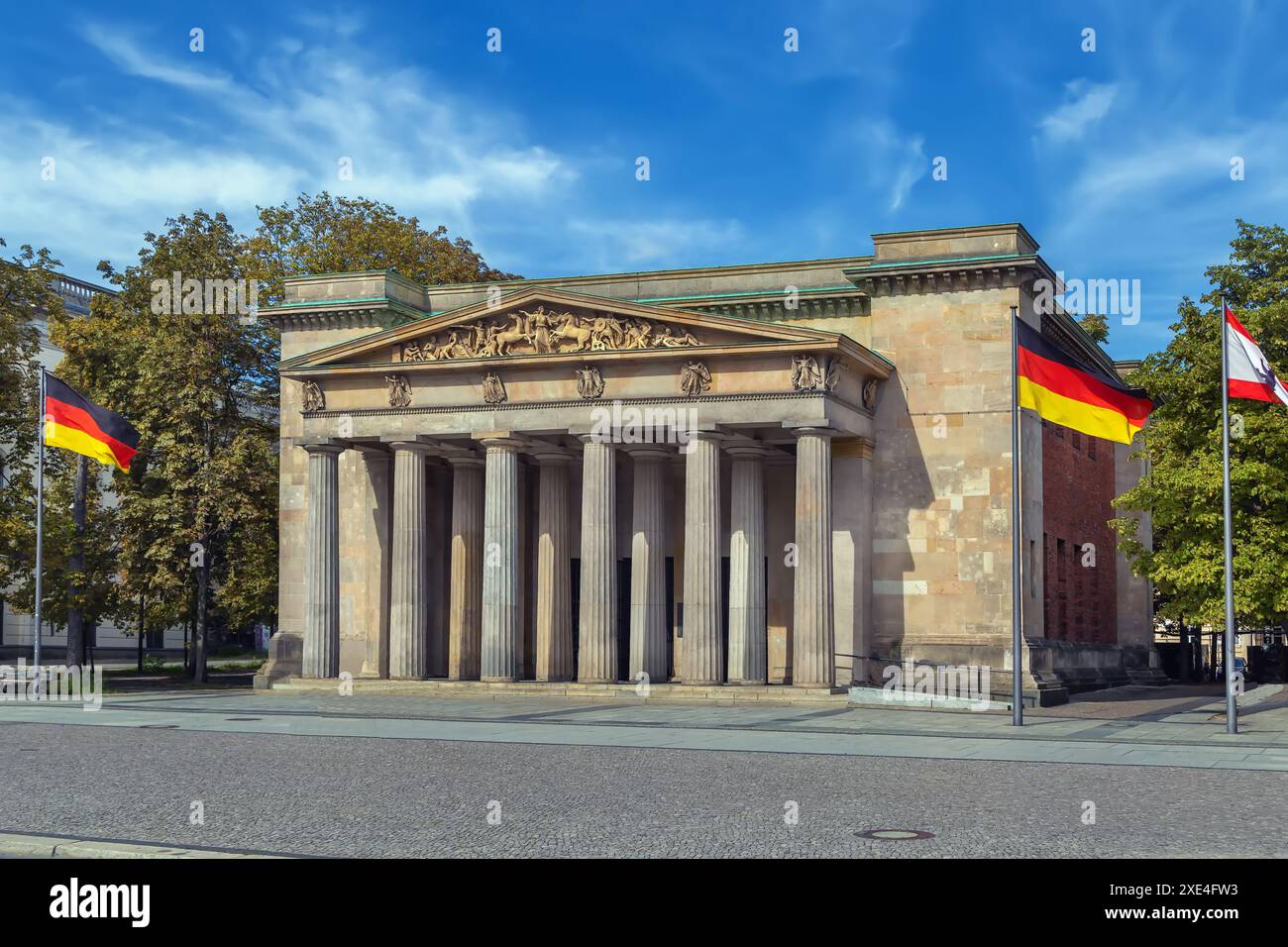 Columns building berlin hi-res stock photography and images - Alamy