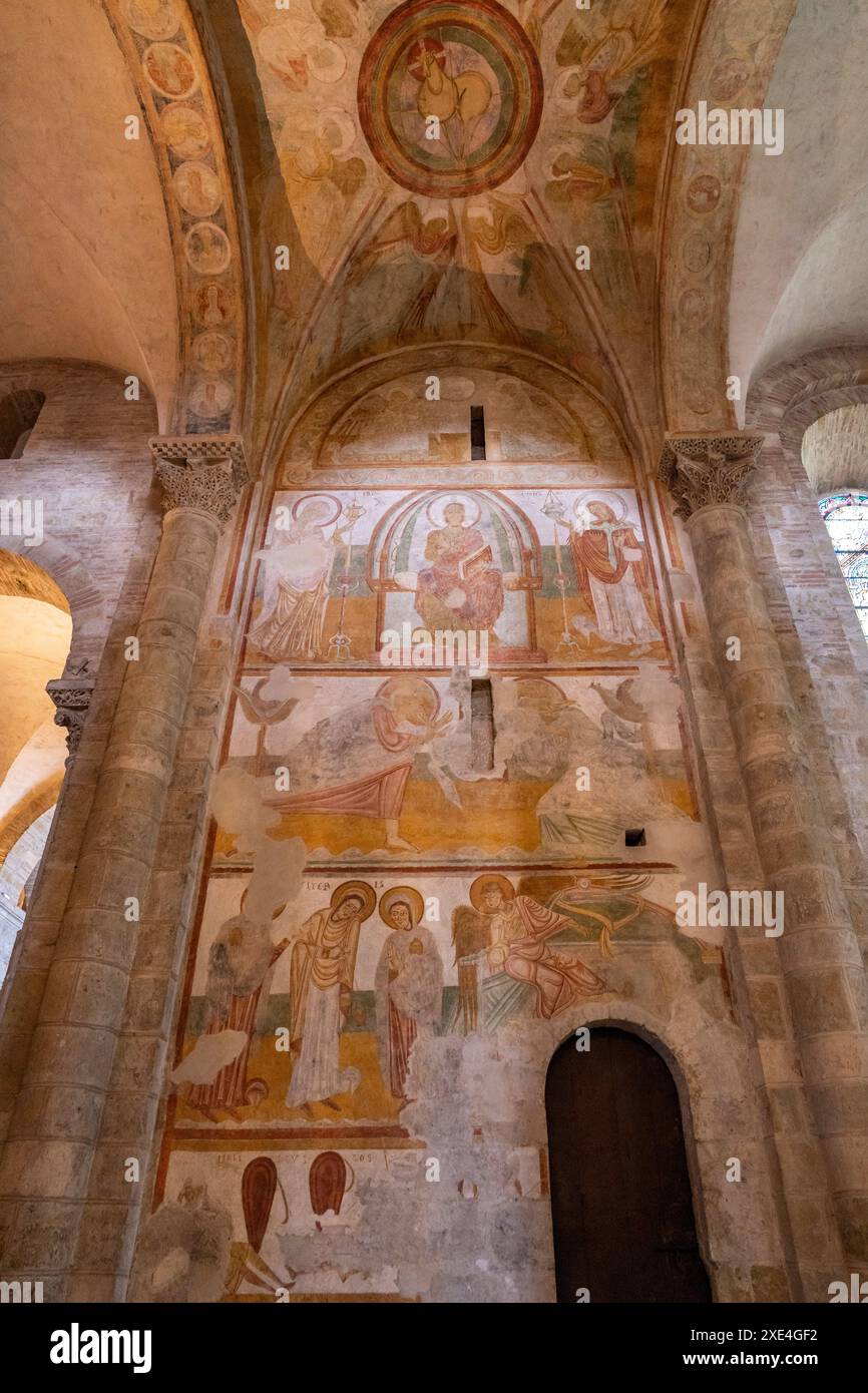 Romanesque paintings that refer to the cycle of the Resurrection of ...