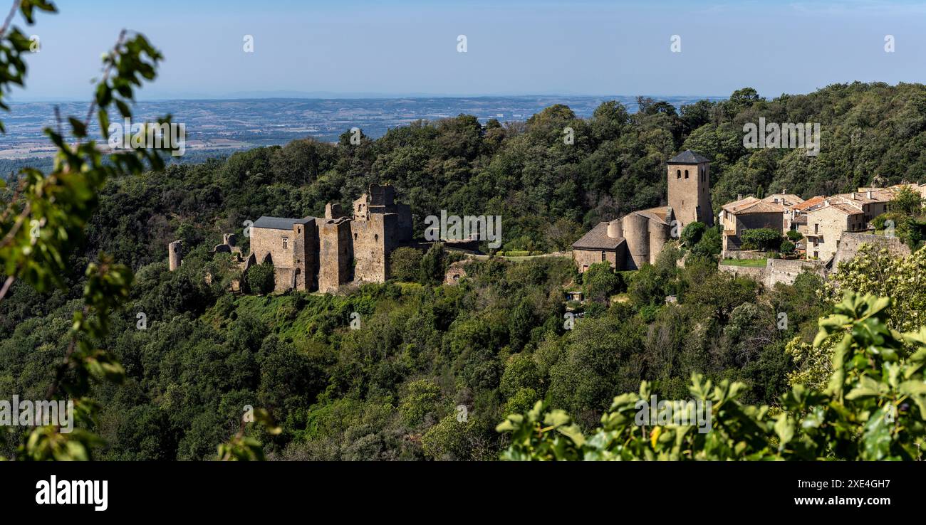 Saissac castle hi-res stock photography and images - Alamy