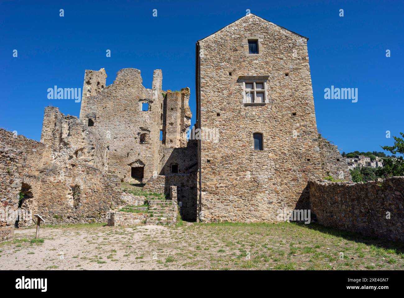 Cathar castle of Saissac Stock Photo - Alamy