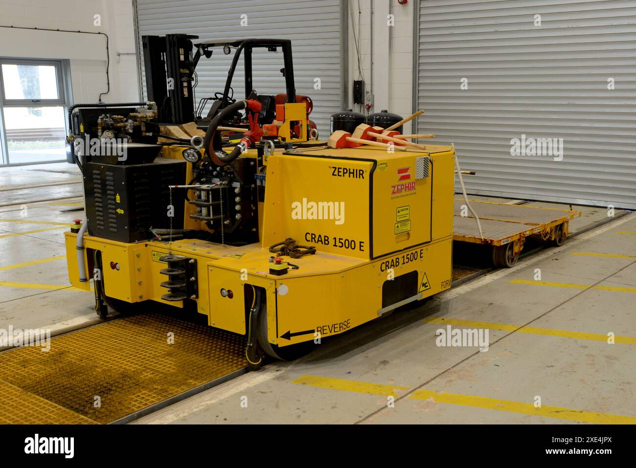 Zephir Crab 1500E electric shunter railway vehicle designed for moving ...