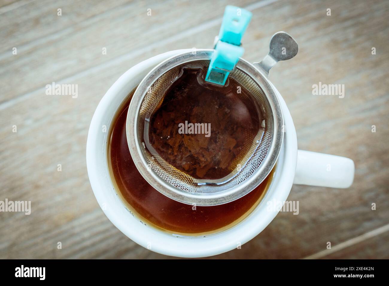 Roasted tea leaves hi-res stock photography and images - Alamy