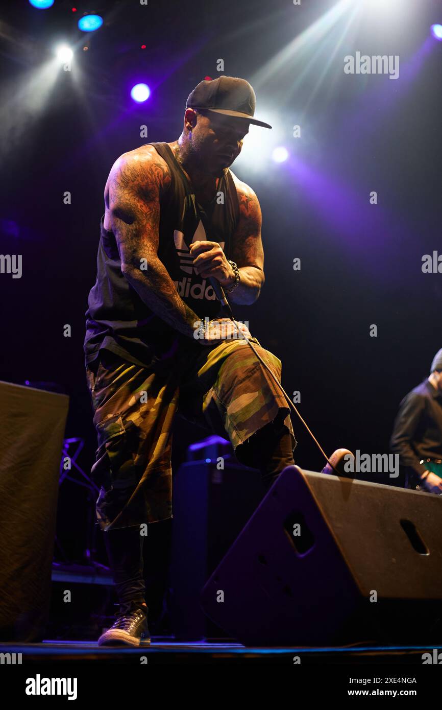 Singer Seth Binzer aka Shifty Shellshock, vocalist of Crazy Town band ...