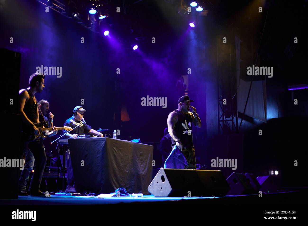 Singer Seth Binzer aka Shifty Shellshock, vocalist of Crazy Town band ...