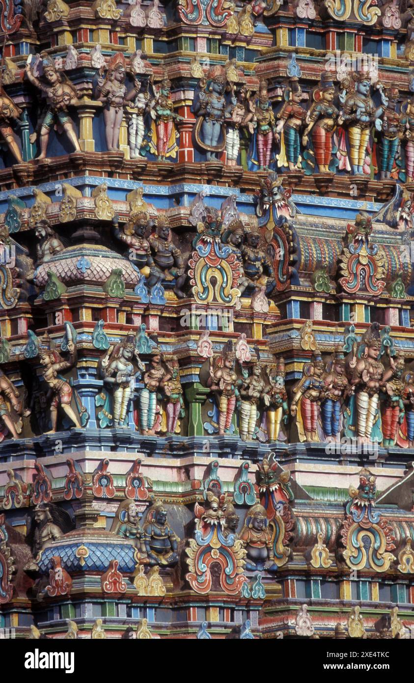 Hindu carving figures at a Tower of the Meenakshi Amman Temple in the ...