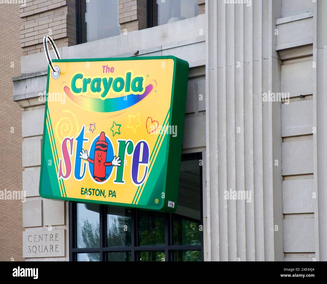 Crayola logo hi-res stock photography and images - Alamy