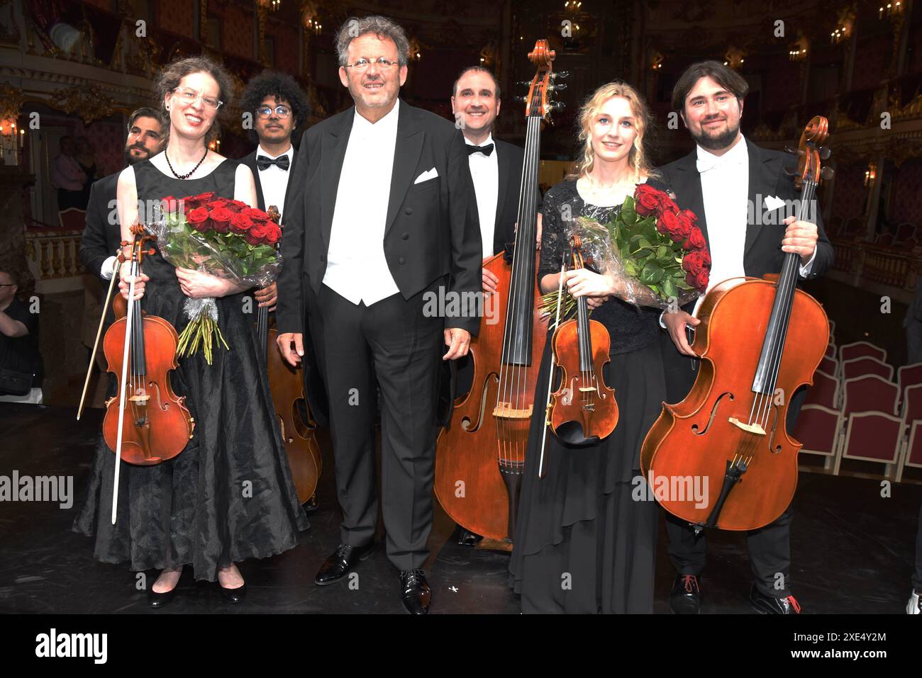 Mark Mast mit Bayerischen Philharmonie Leitung mit Ensemple Muenchen 25 ...