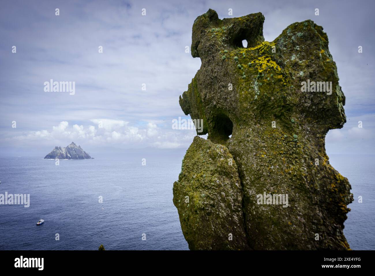 Skellig Michael island Stock Photo - Alamy