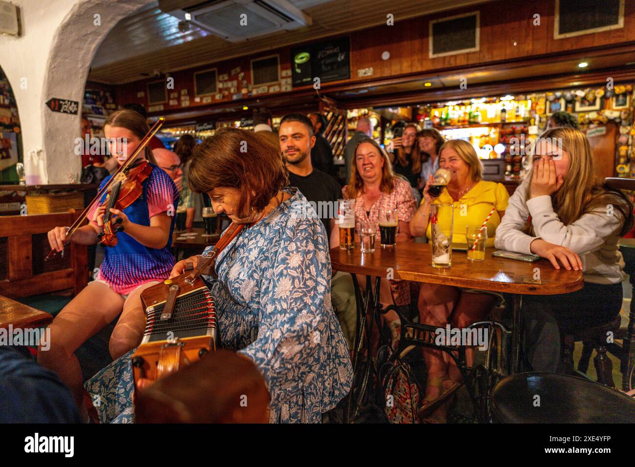 Celtic musical group in a Pub, Doolin, County Clare, Ireland, United ...