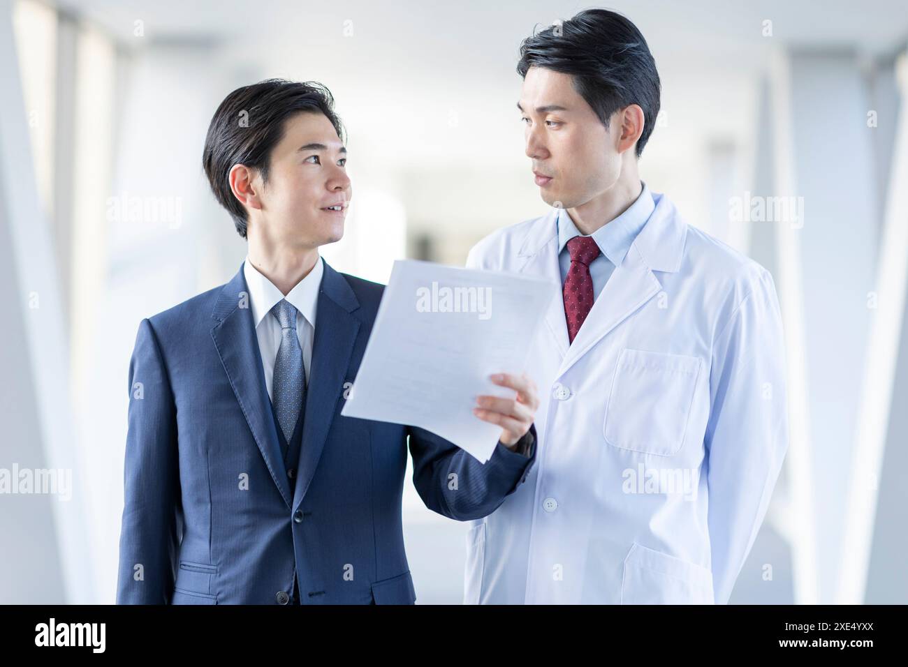 MR and doctor Stock Photo - Alamy