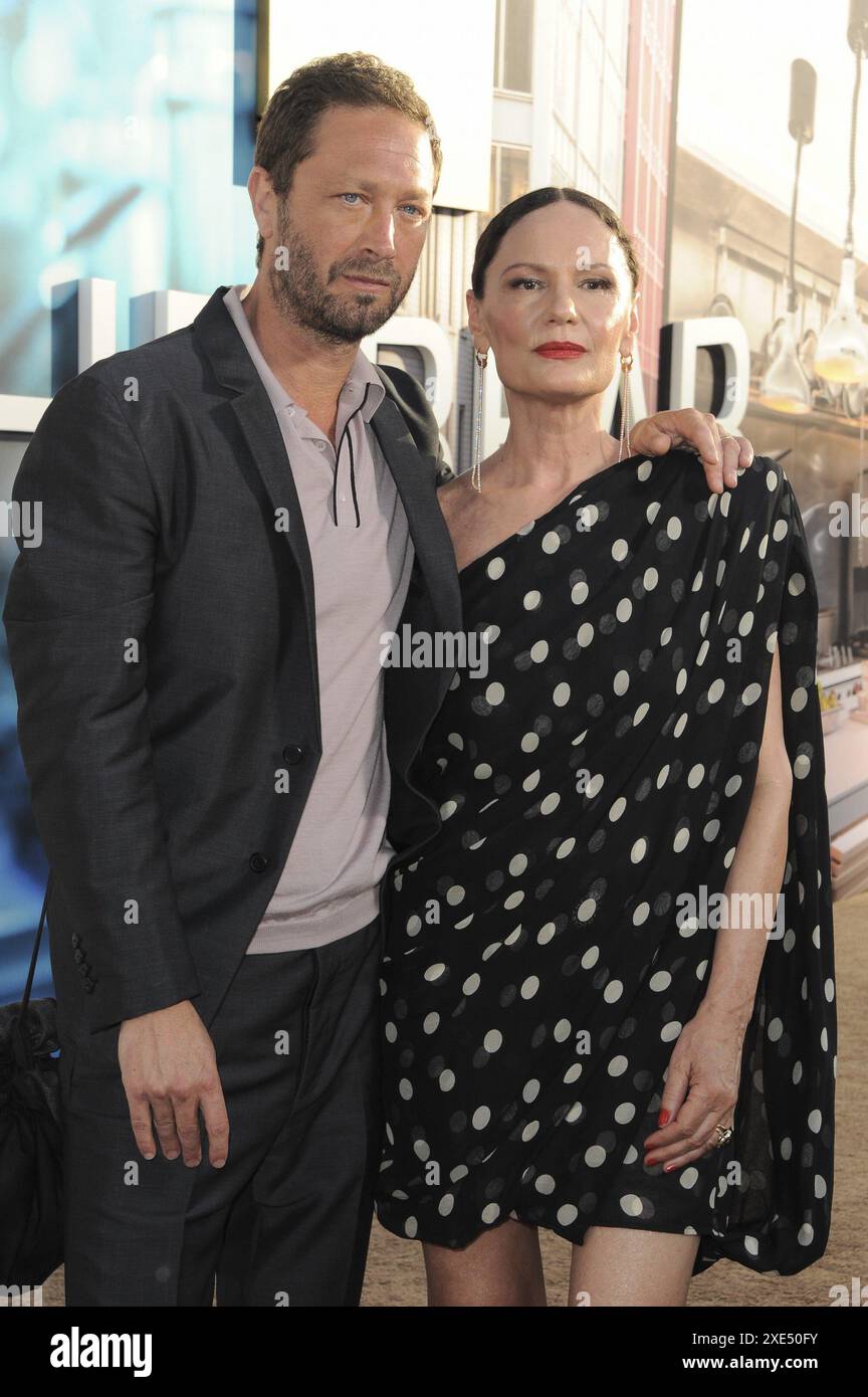 Ebon Moss Bachrach, wife at arrivals for FX s THE BEAR Season Three ...