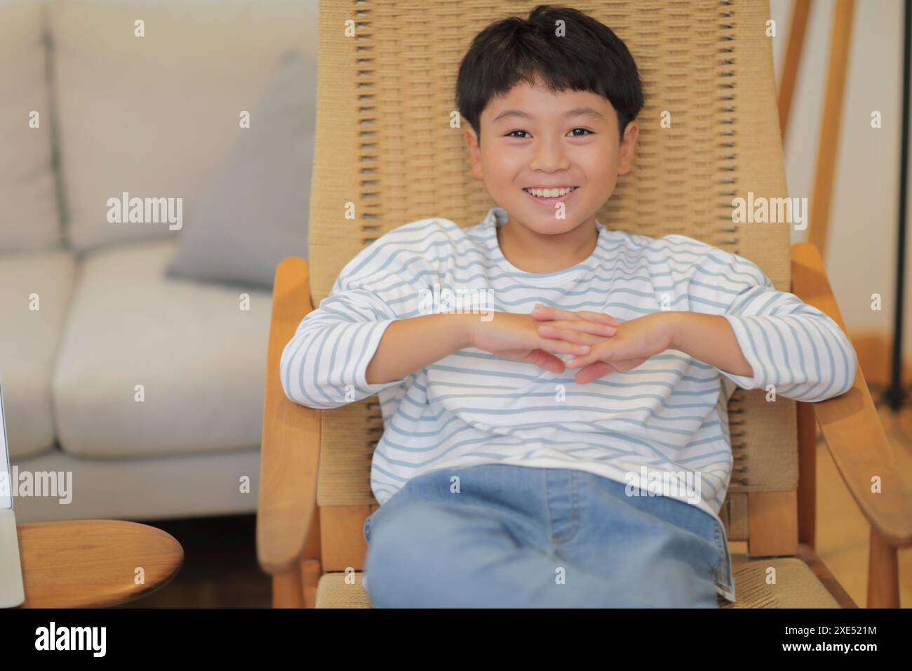 Pjt _conveyed visuals hi-res stock photography and images - Alamy