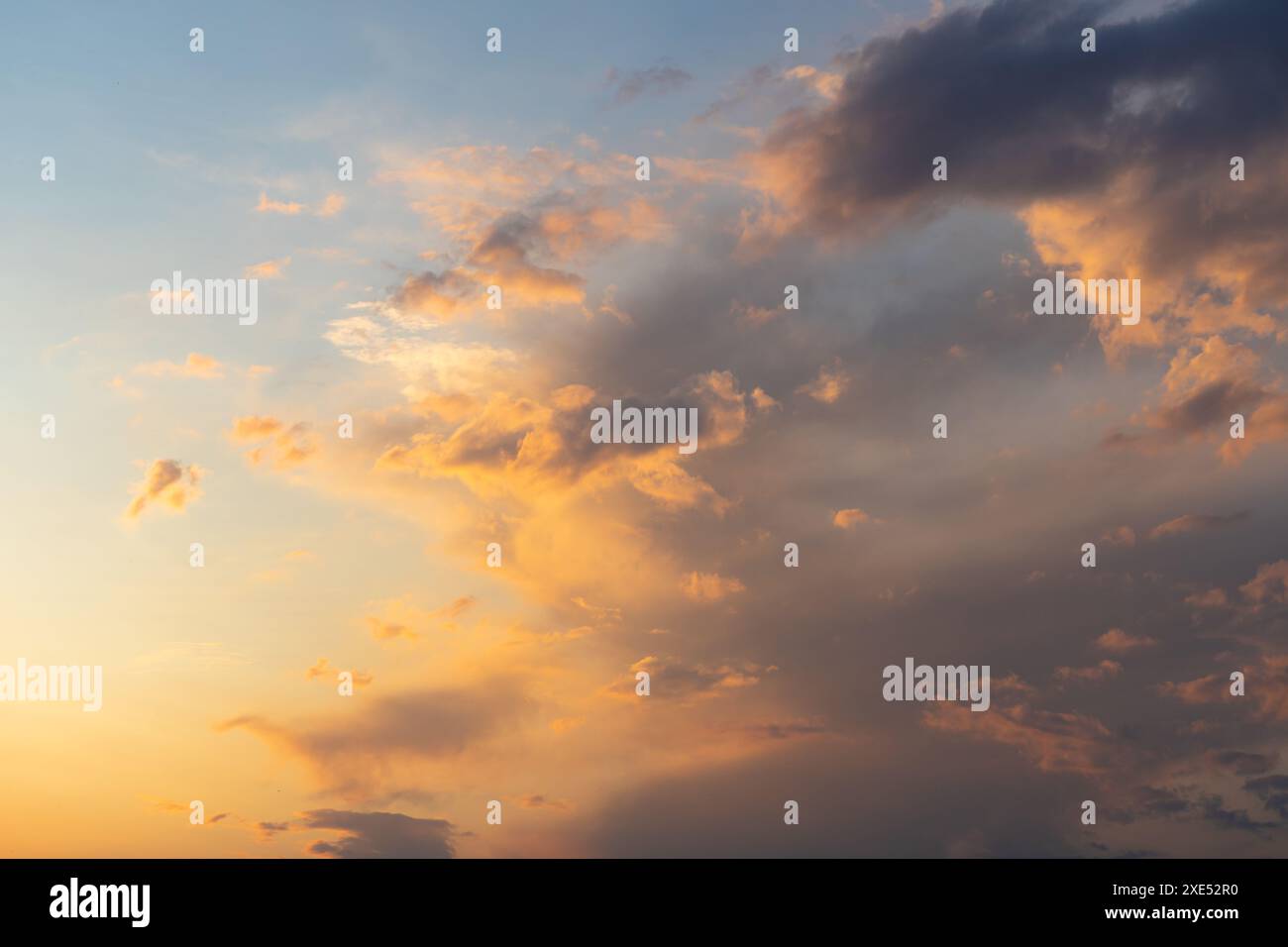 Orange sky sunset texture hi-res stock photography and images - Alamy