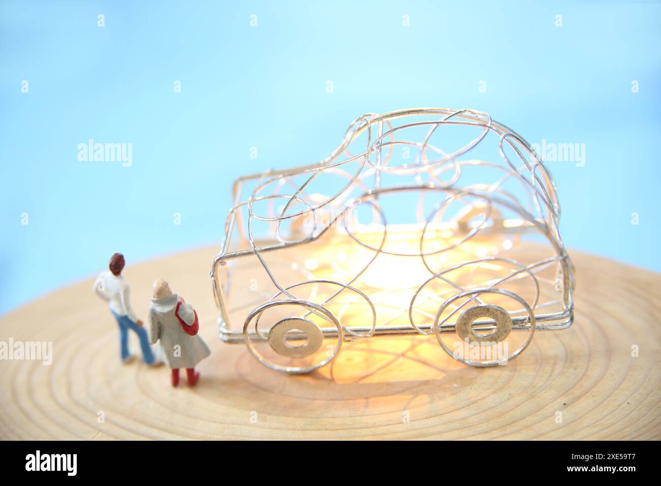 Wire car hi-res stock photography and images - Alamy