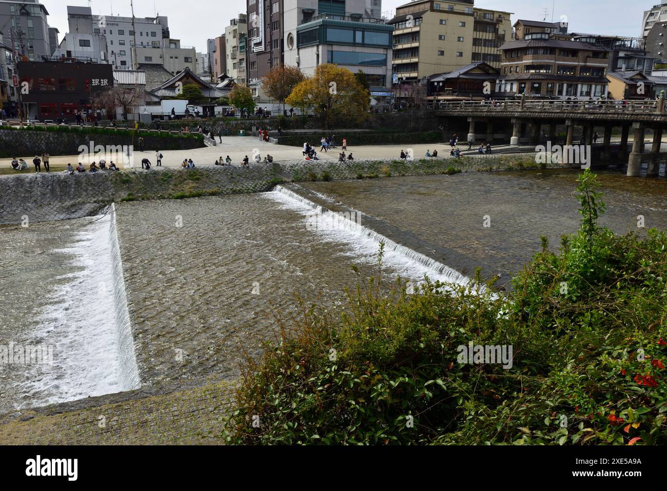 Kyoto/Sanjo Bridge and the Kamo River Stock Photo - Alamy