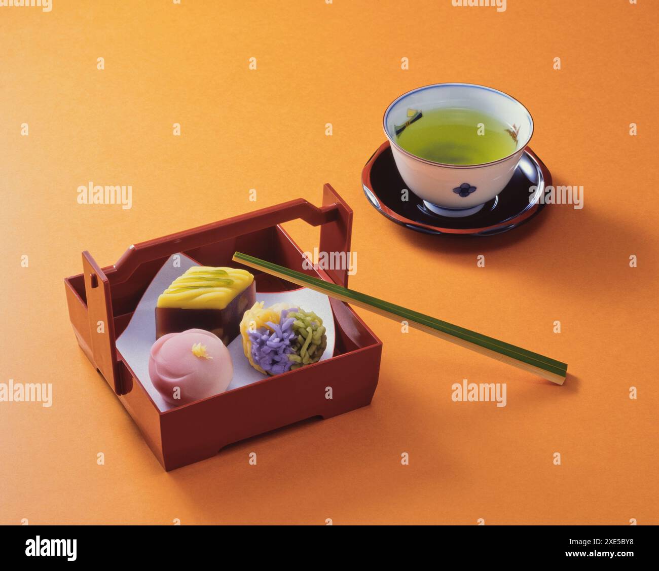 Wagashi and Japanese tea Stock Photo - Alamy