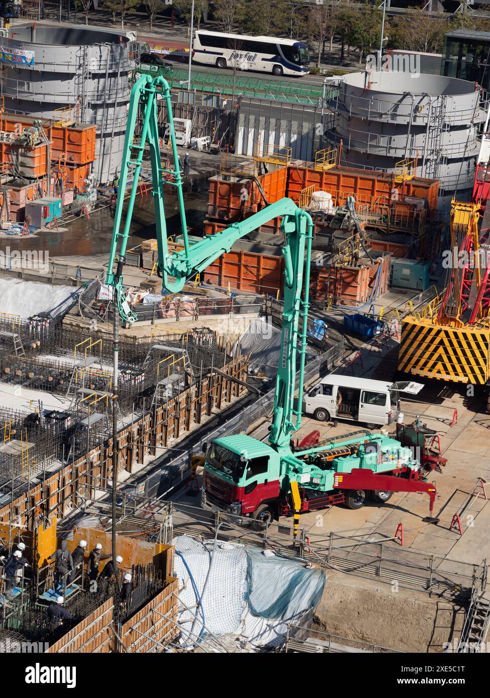 Construction site concreting foundation hi-res stock photography and ...