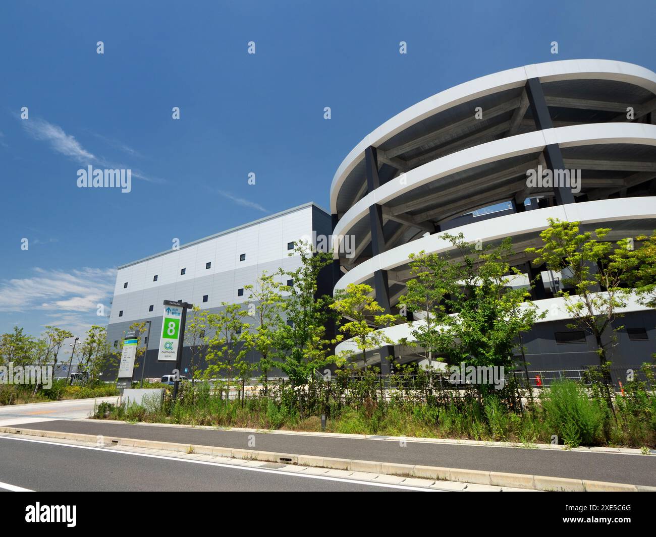 Large-scale logistics facilities Chiba Stock Photo - Alamy