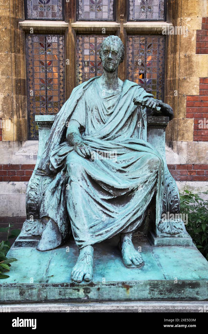 The statue of Right Honourable William Pitt at Pembroke college ...