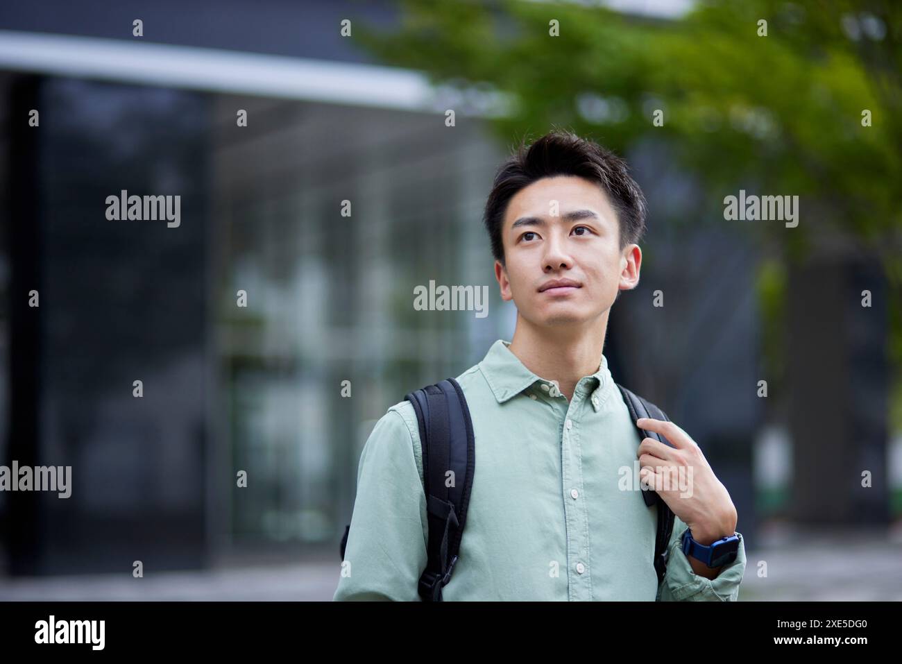 University campus and young Japanese students Stock Photo - Alamy