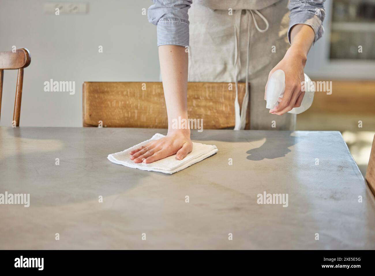 Young Japanese woman cleaning the house Stock Photo - Alamy