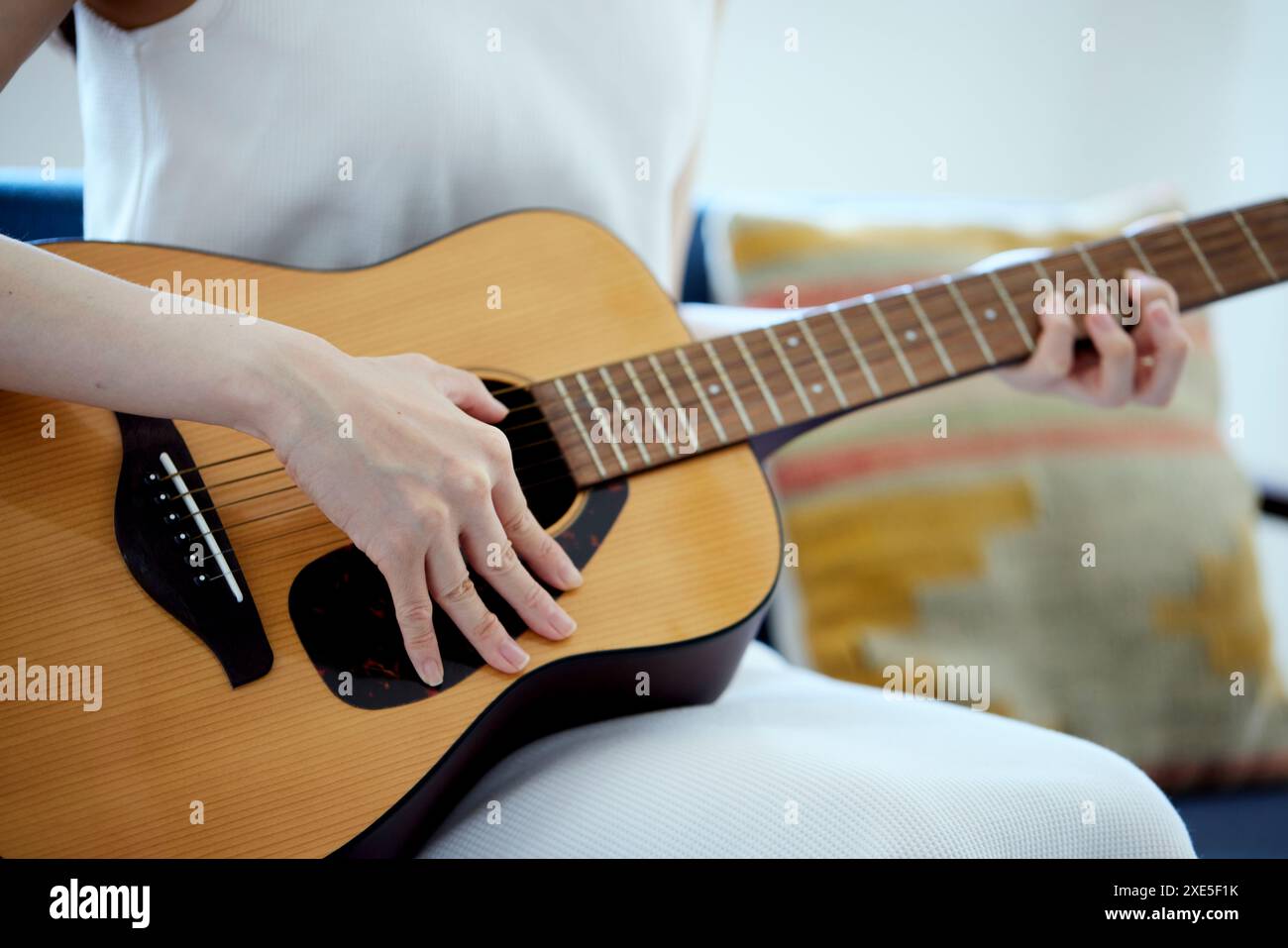 Music teacher teaching student guitar hi-res stock photography and ...