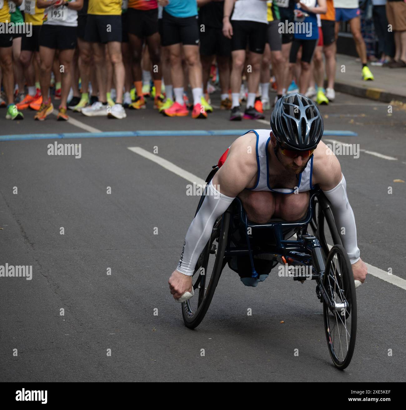 Wheelchair marathon amateur hi-res stock photography and images - Alamy